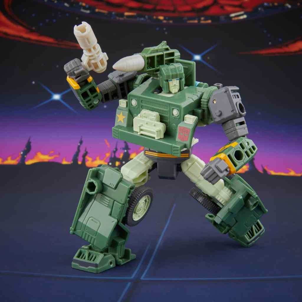 Hasbro Reveals The Transformers: The Movie Hound figure - Graphic Policy